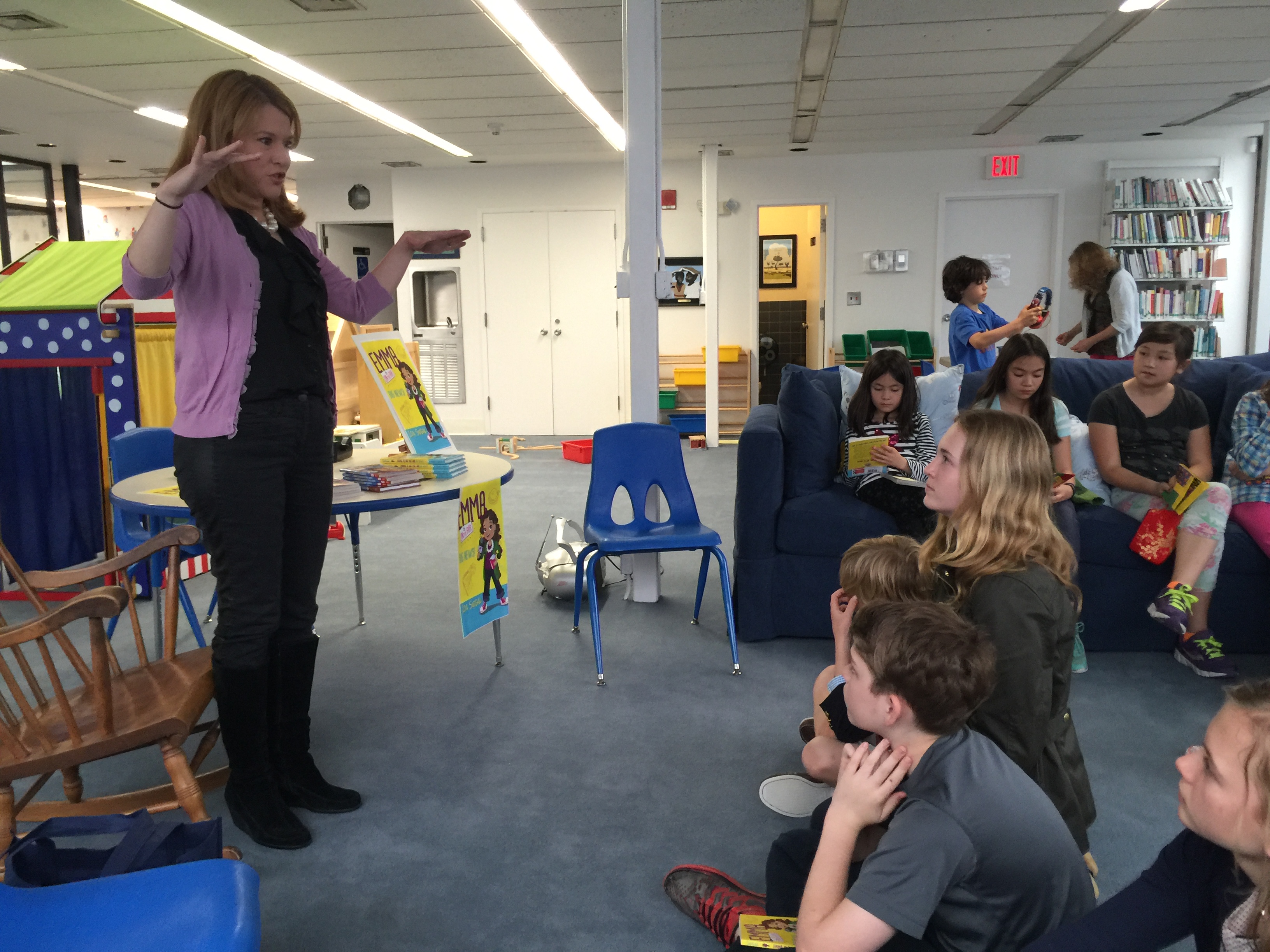Wonderland BookSavers Attend Meet the Author with Ida Siegal ...